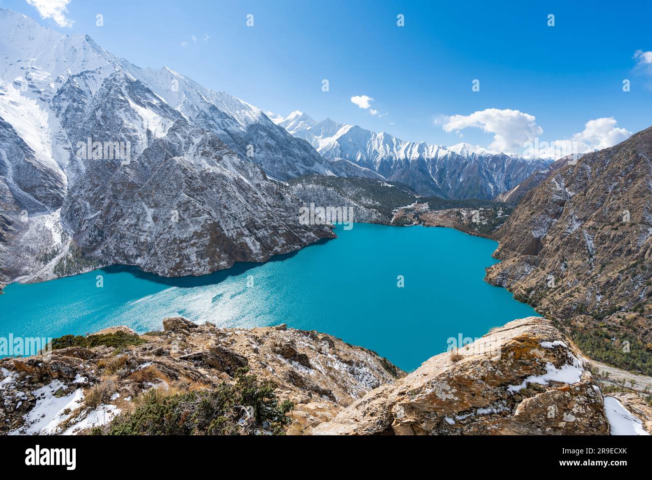 Phoksundo see in dolpa hi-res stock photography and images - Alamy