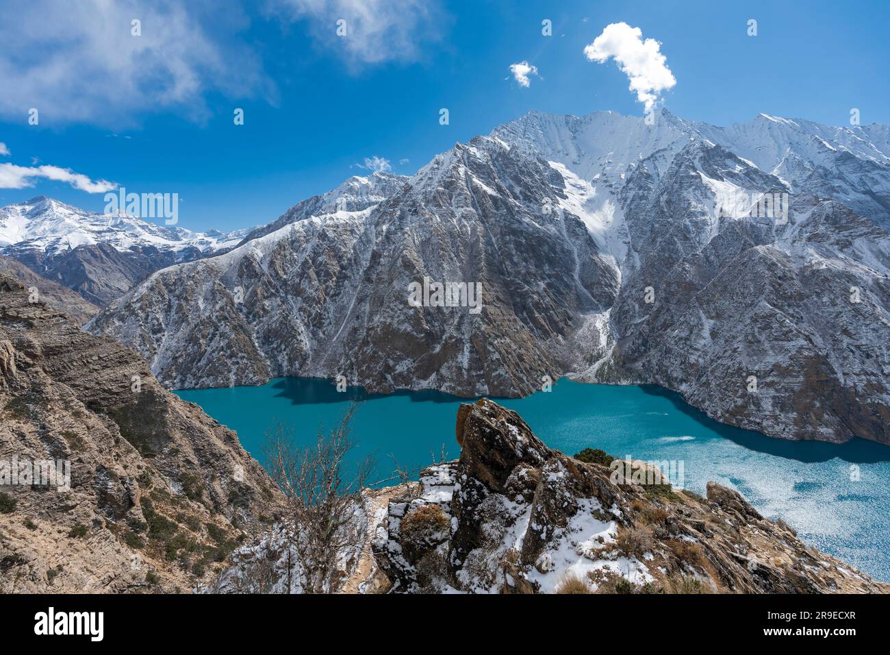 Phoksundo see in dolpa hi-res stock photography and images - Alamy