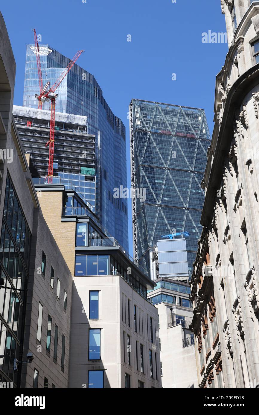 22 Bishopsgate and 8 Bishopsgate under construction and 122 Leadenhall ...