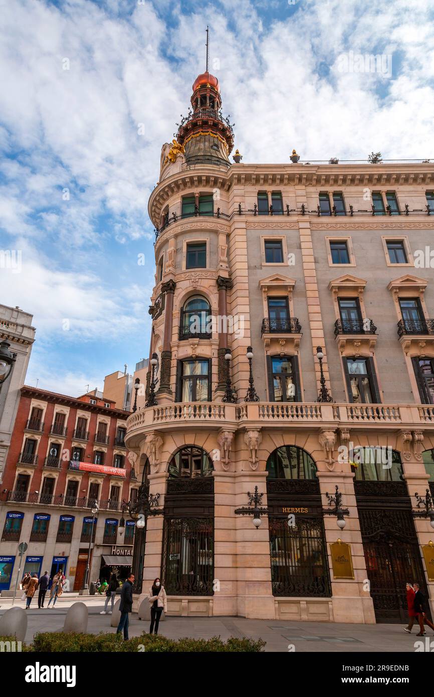 Madrid, Spain - FEB 19, 2022: The Four Seasons Hotel at the Plaza de ...