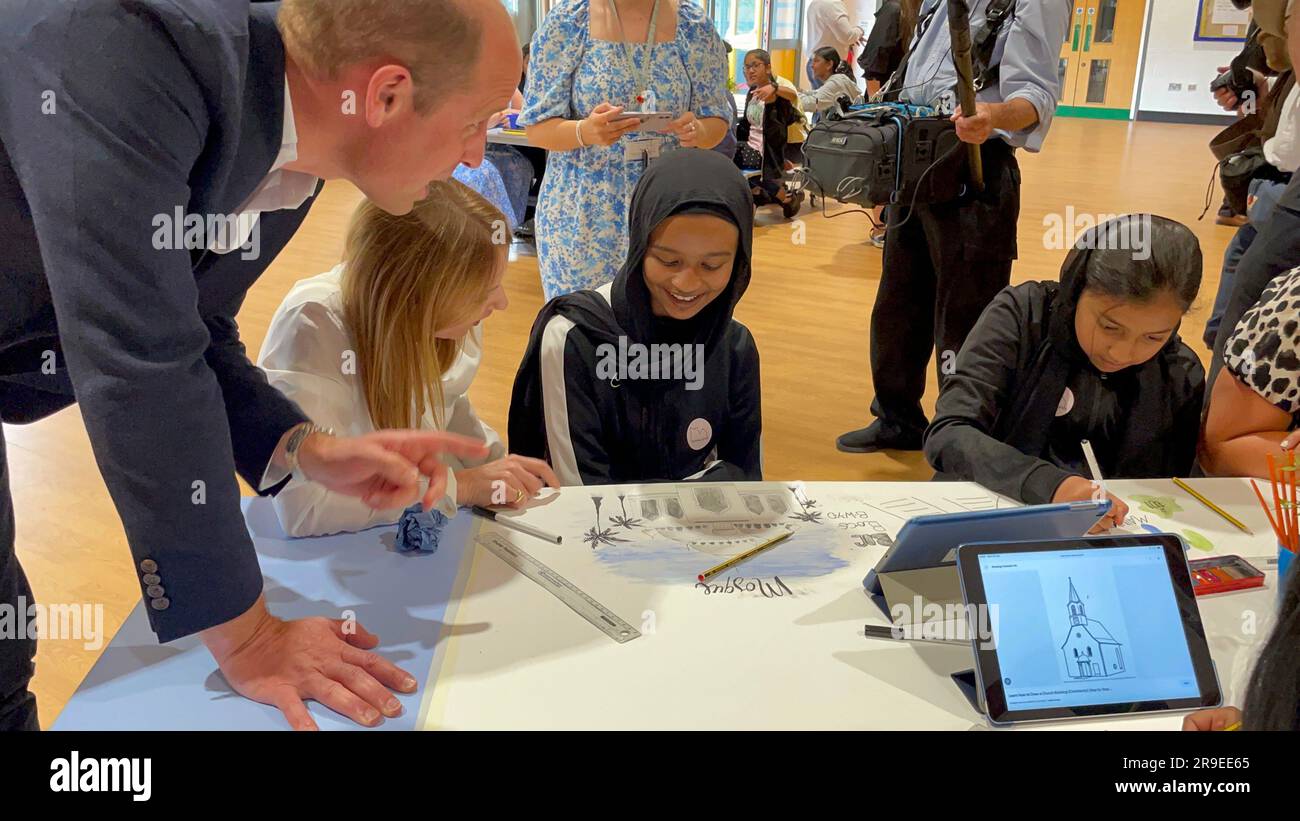 The Prince of Wales and charity advocate Gerri Horner (second left ...