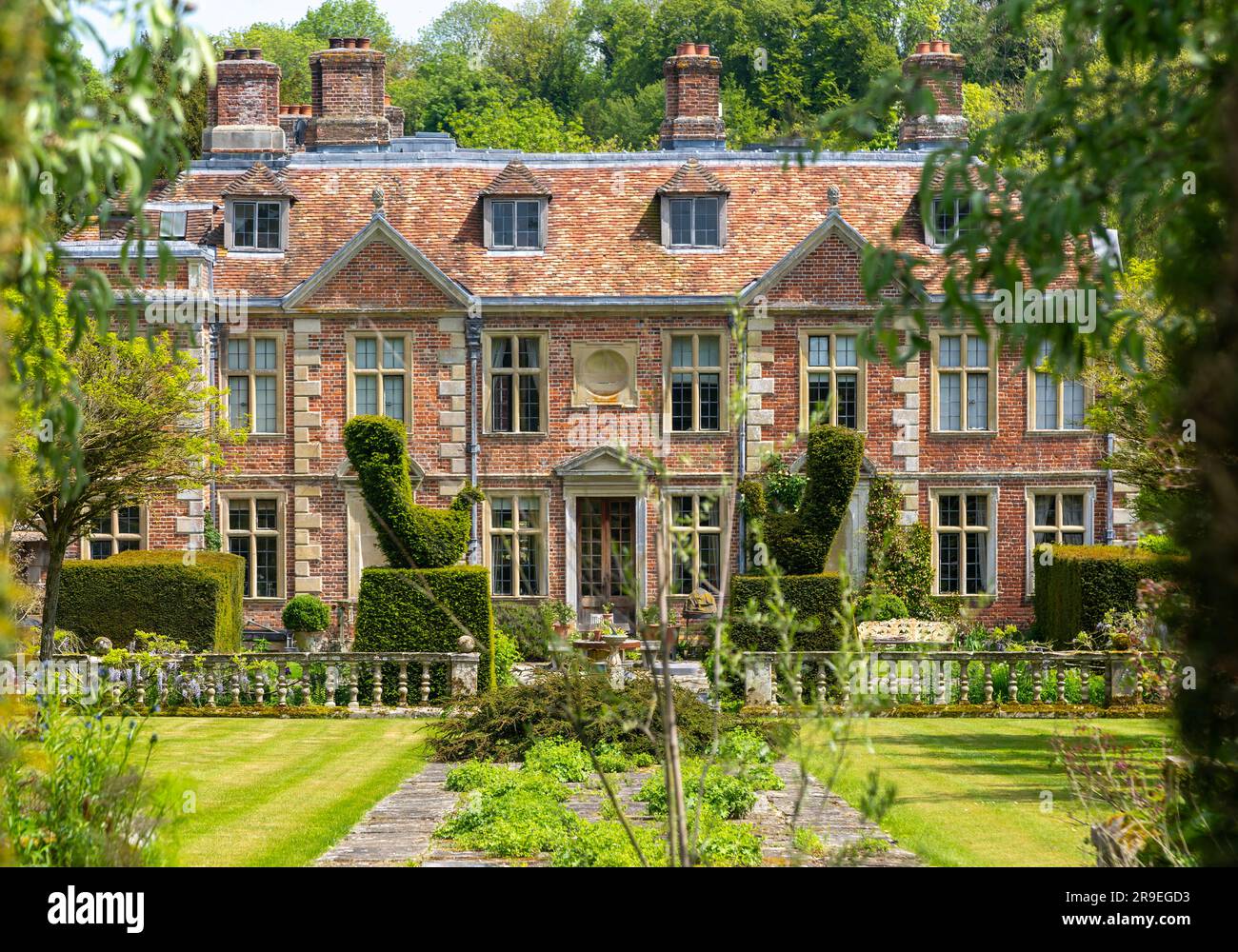 Heale gardens, salisbury hi-res stock photography and images - Alamy