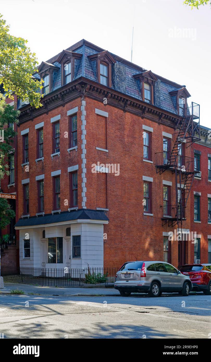 Italianate Row House