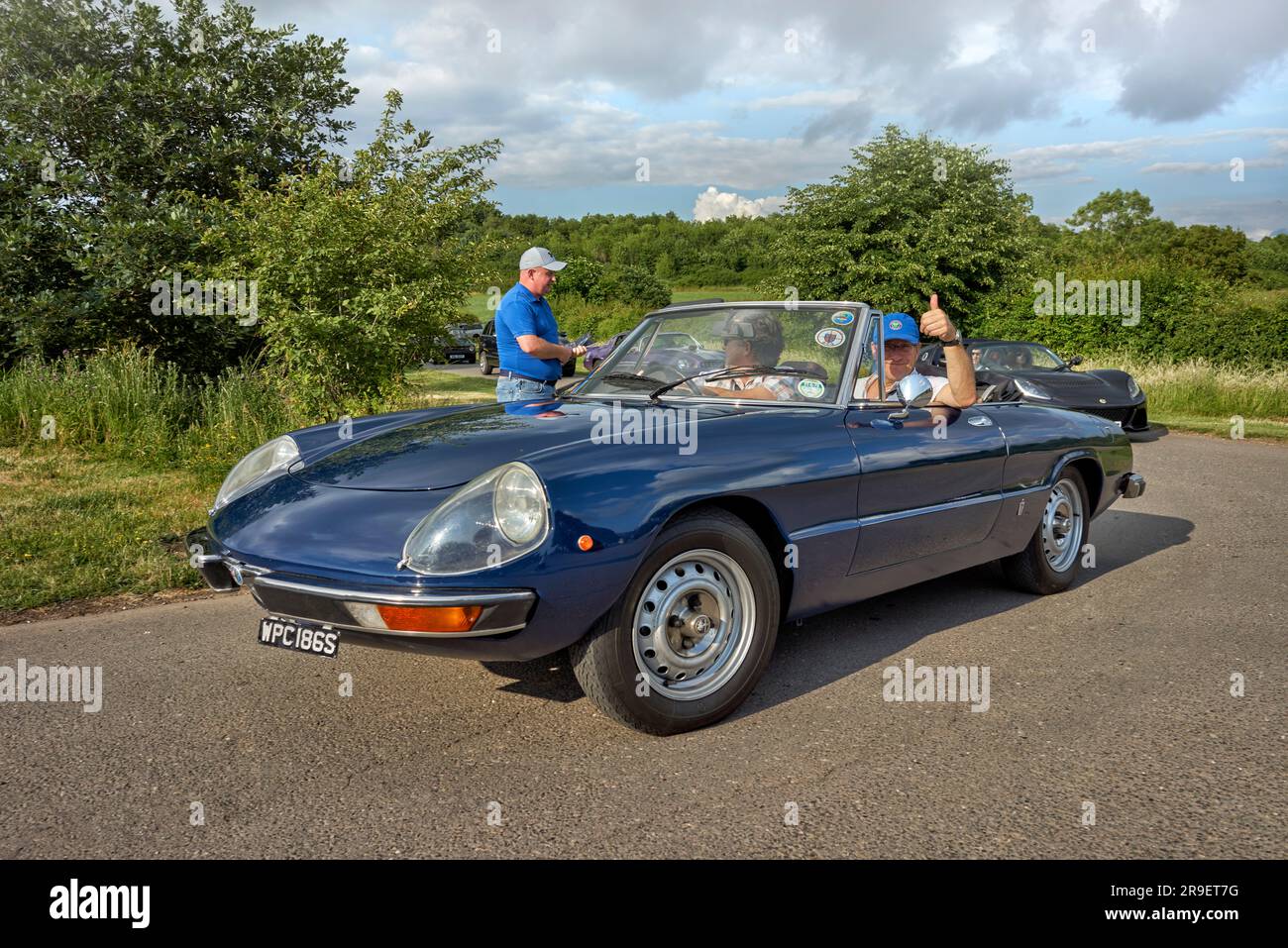 ALFA ROMEO 2000 Spider Blue 1976 Stock Photo - Alamy