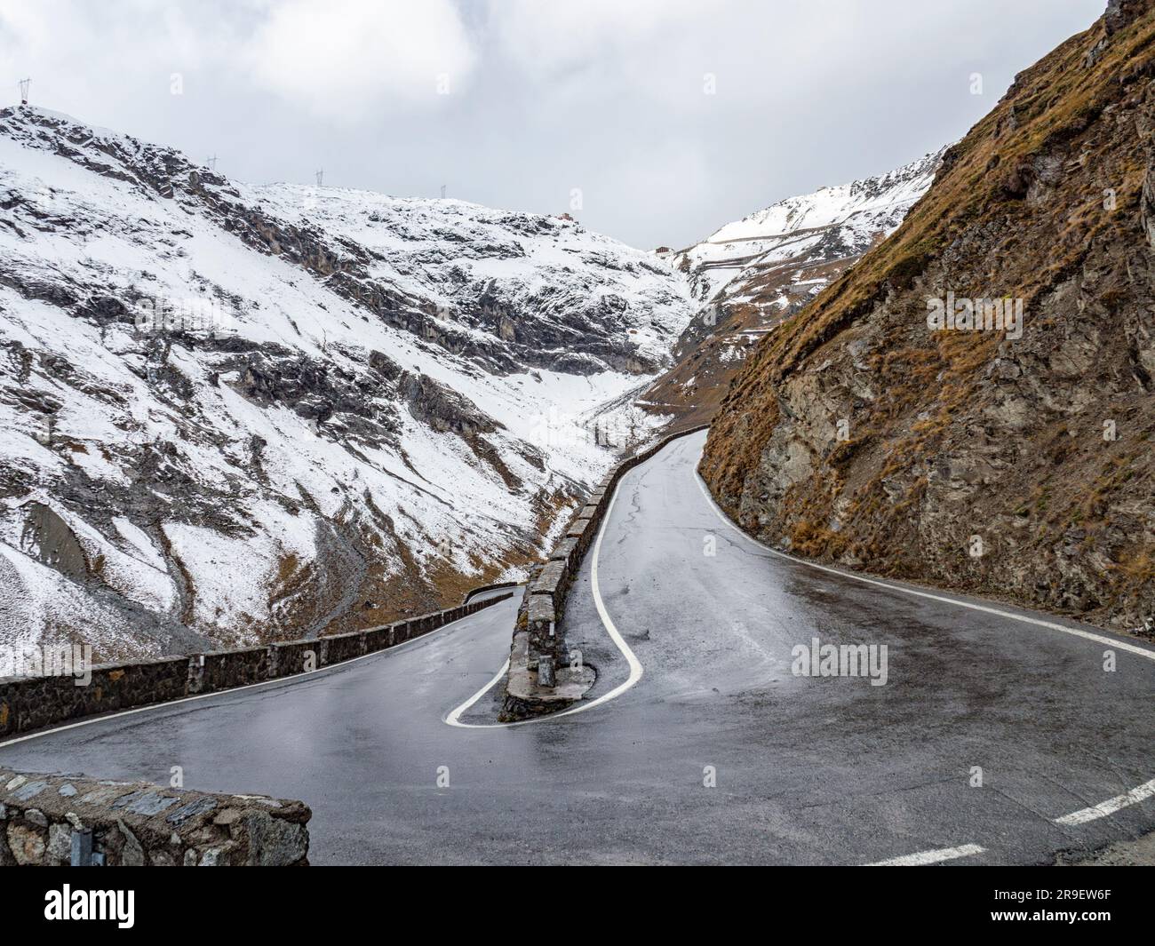 Alpine road on the Stilfser Joch in winter Stock Photo - Alamy