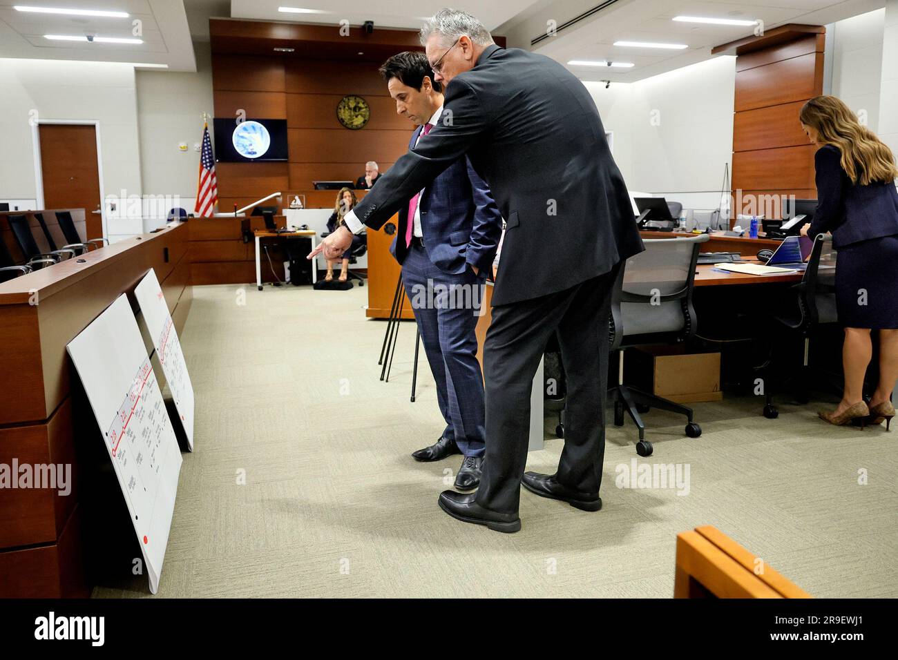 Defense attorney Mark Eiglarsh, left, and his client, former Marjory ...