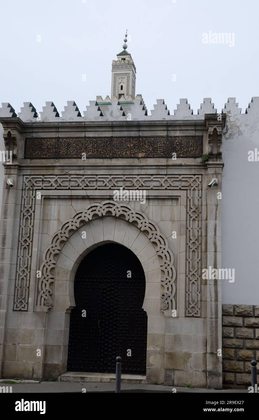 Paris, France - March 17, 2023: Ornamented gate of the mosque with ...