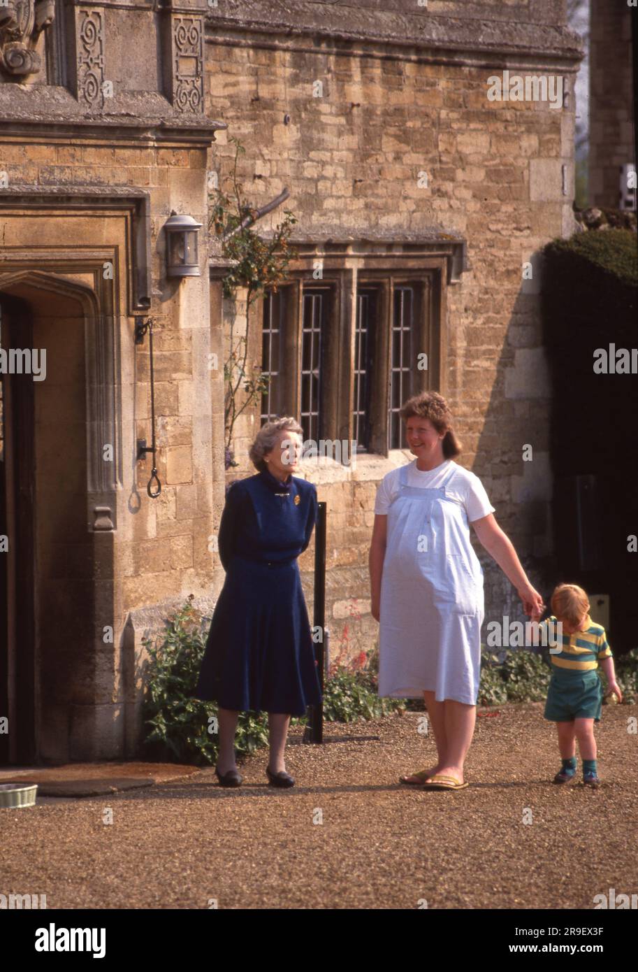 6 May 1990 Princess Alice and The Duchess of Gloucester at Barnwell ...