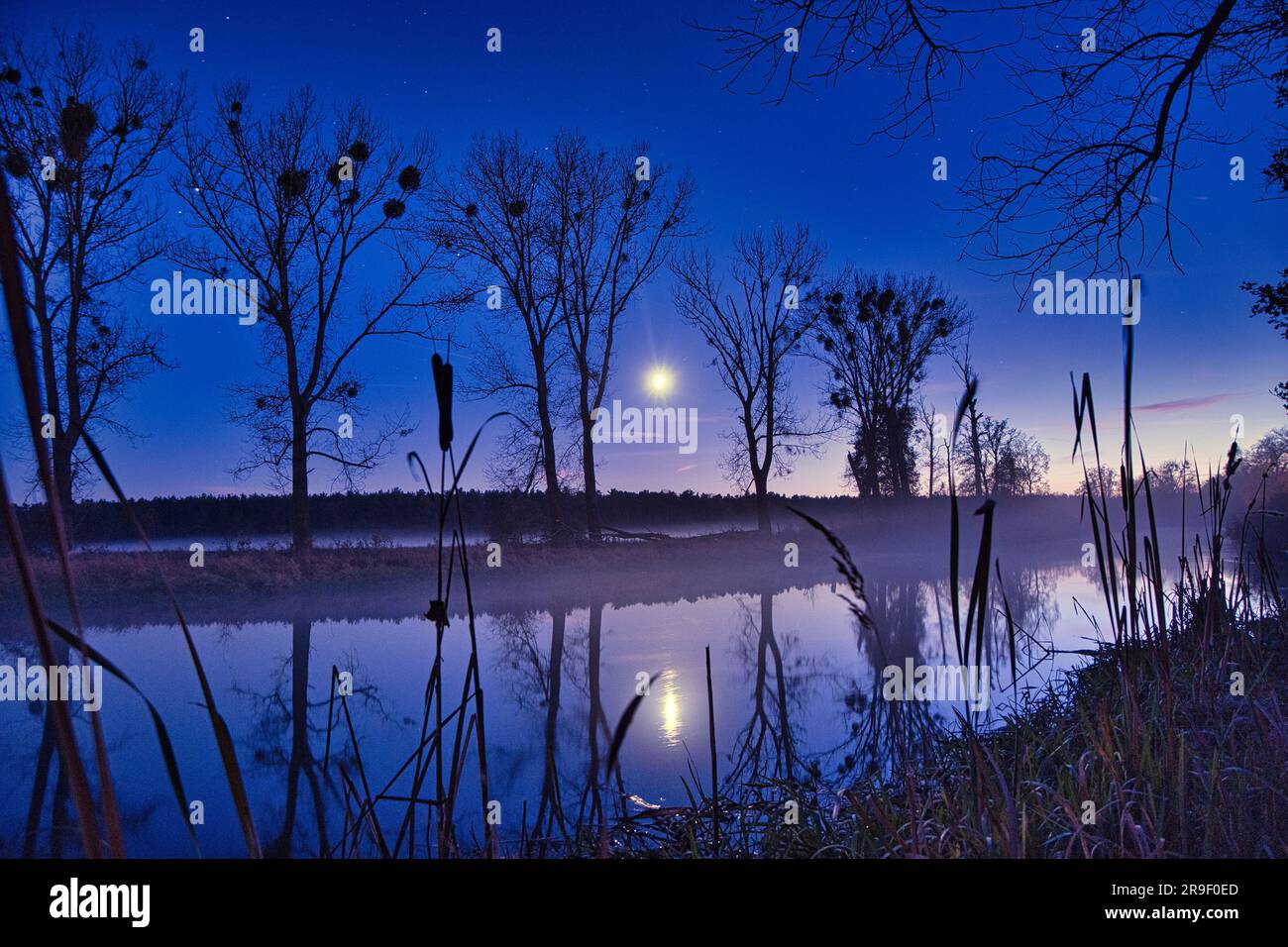 Midnight river hi-res stock photography and images - Alamy