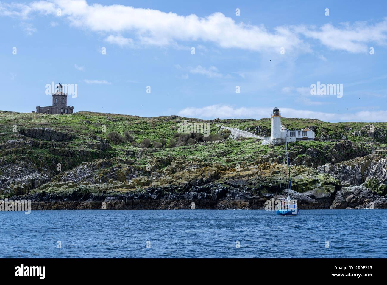 The disused Low Light lighthouse, now used as a bird observatory, Isle ...