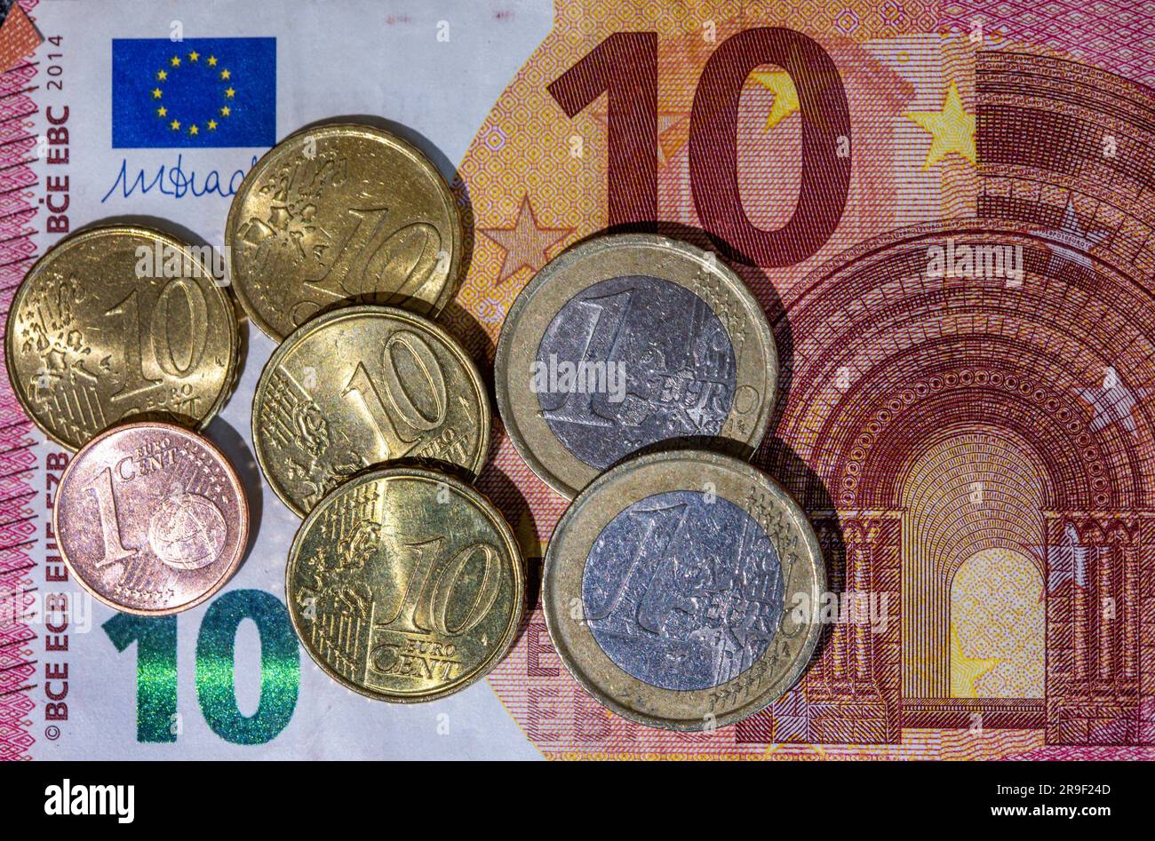 2024 coins hi-res stock photography and images - Alamy