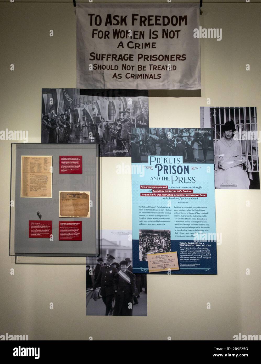 Prison cell cells prisoners criminals crime suffrage hi-res stock ...