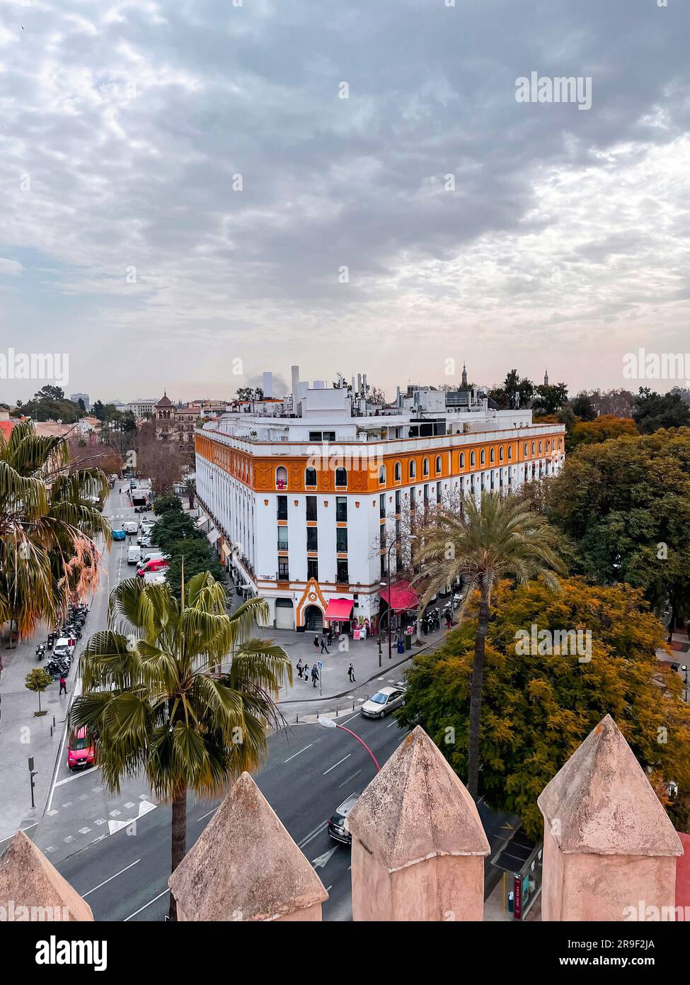 Aerial view of the city of seville hi-res stock photography and images ...