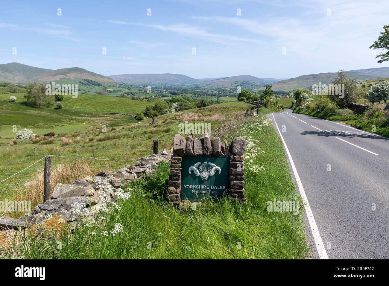Yorkshire Dales National Park from A684, Sedbergh, Cumbria, England, UK ...
