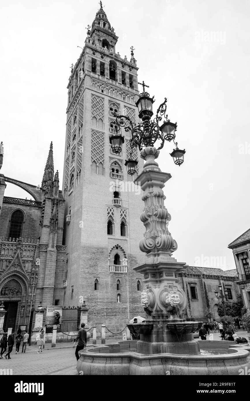 Seville, Spain-FEB 24, 2022: La Giralda is the bell tower of Seville ...