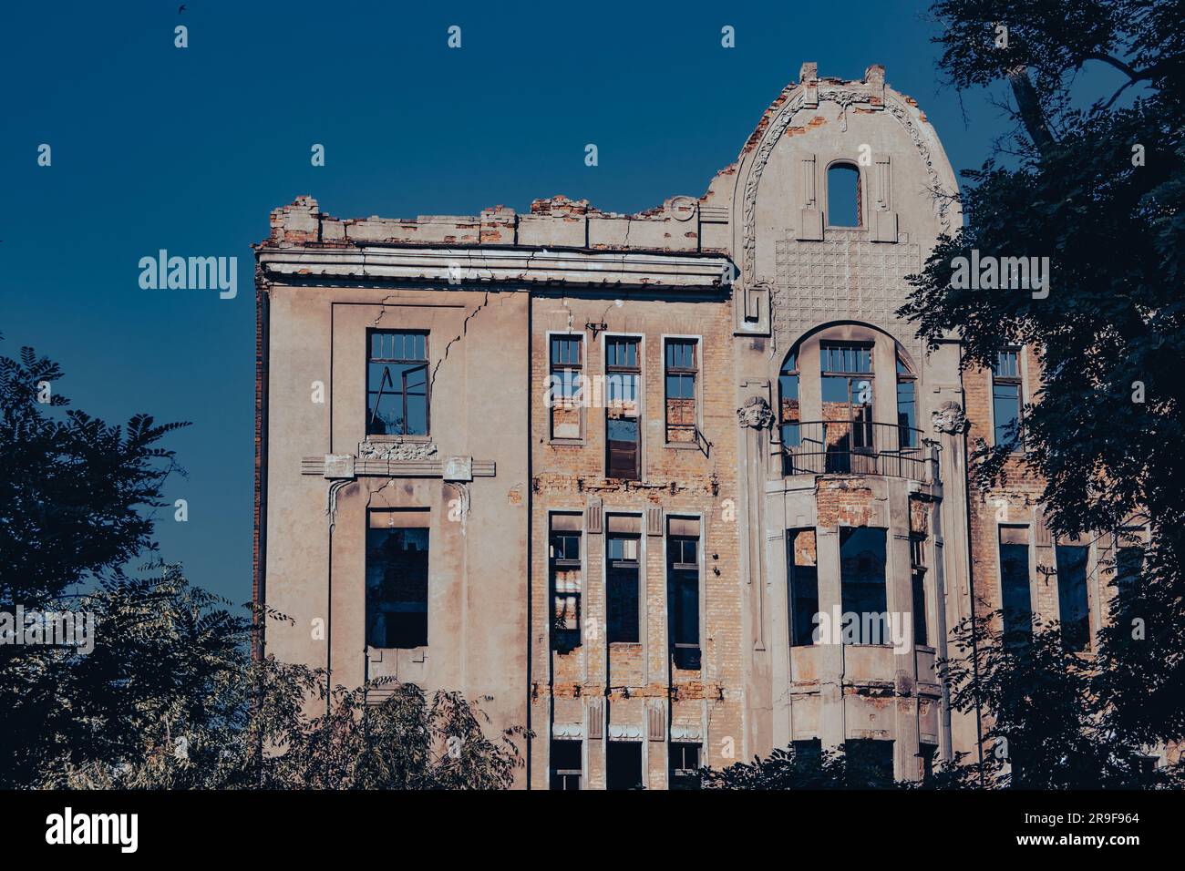 Ruined walls and windows old architecture photo Stock Photo - Alamy
