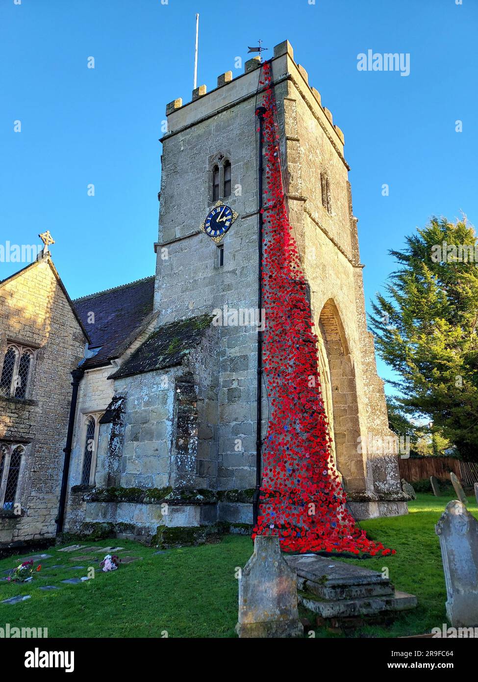 Okeford st andrews church hi-res stock photography and images - Alamy