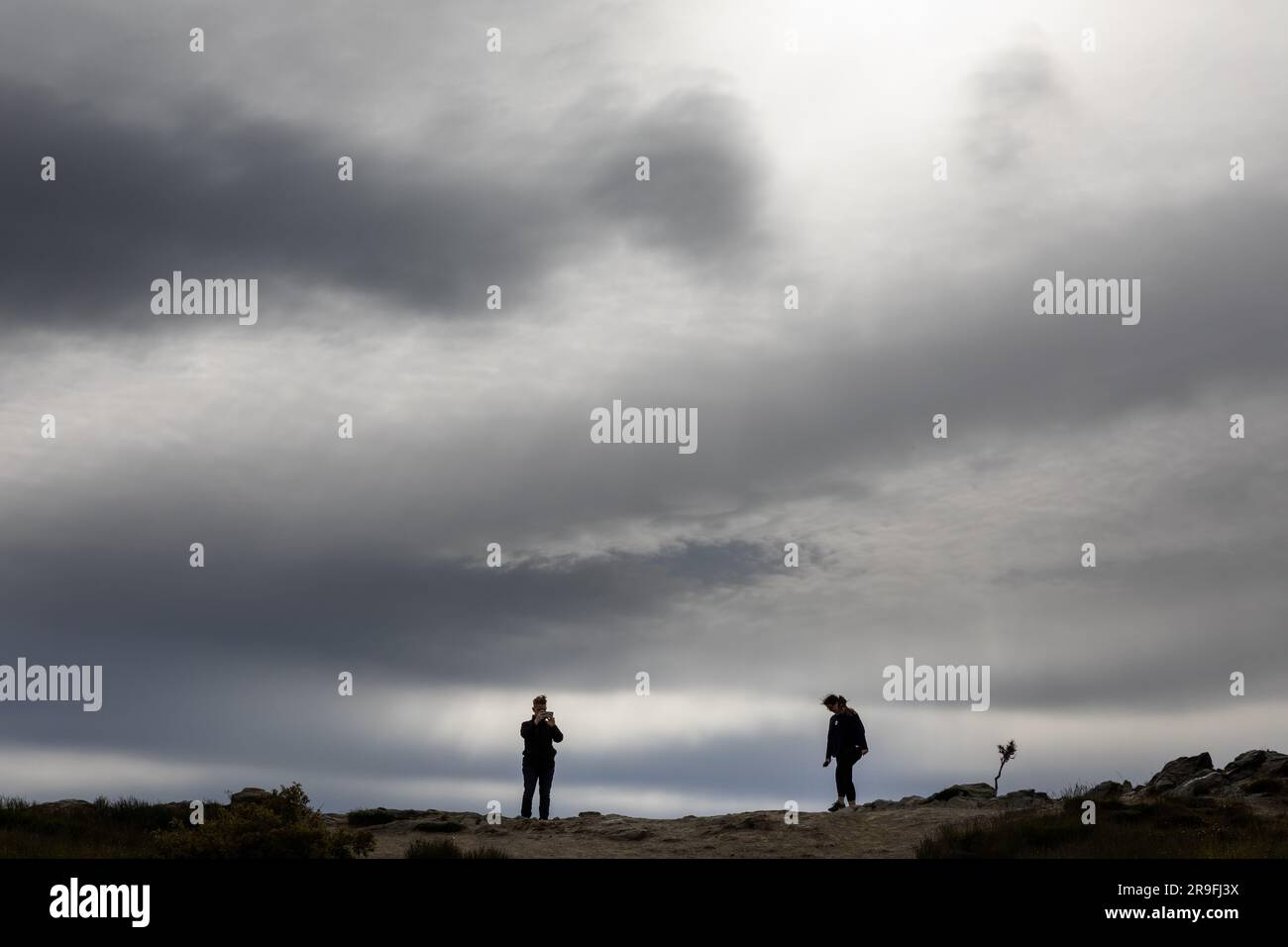 Tourists at Crown Range Summit Views of Queenstown Area Crown Range ...