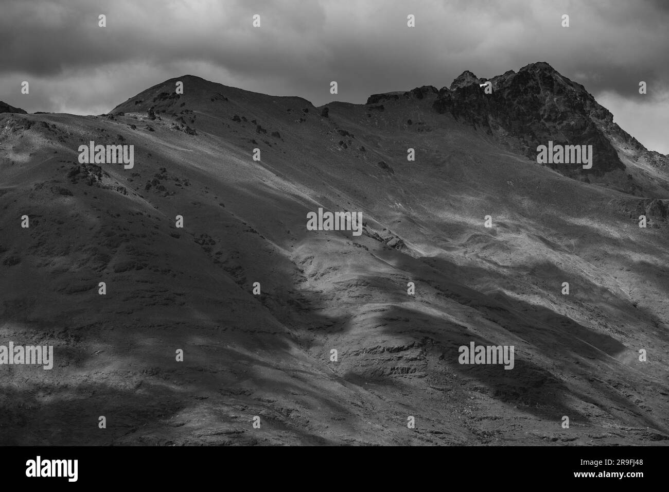 Cecil Peak above Queenstown in New Zealand South Island. Photo: Rob ...