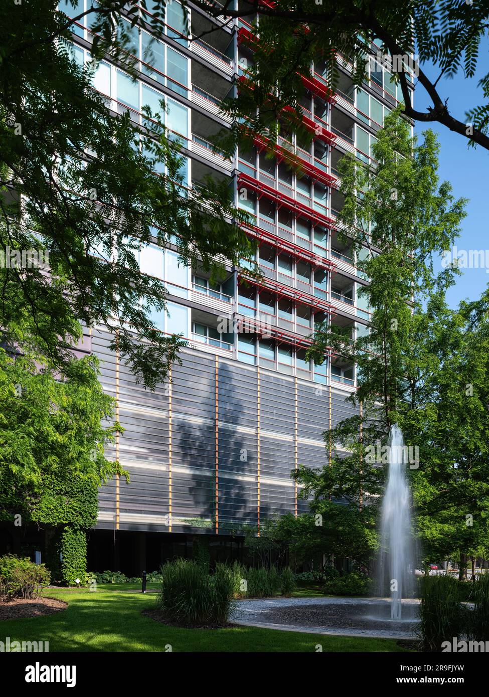 Rental units city living hi-res stock photography and images - Alamy