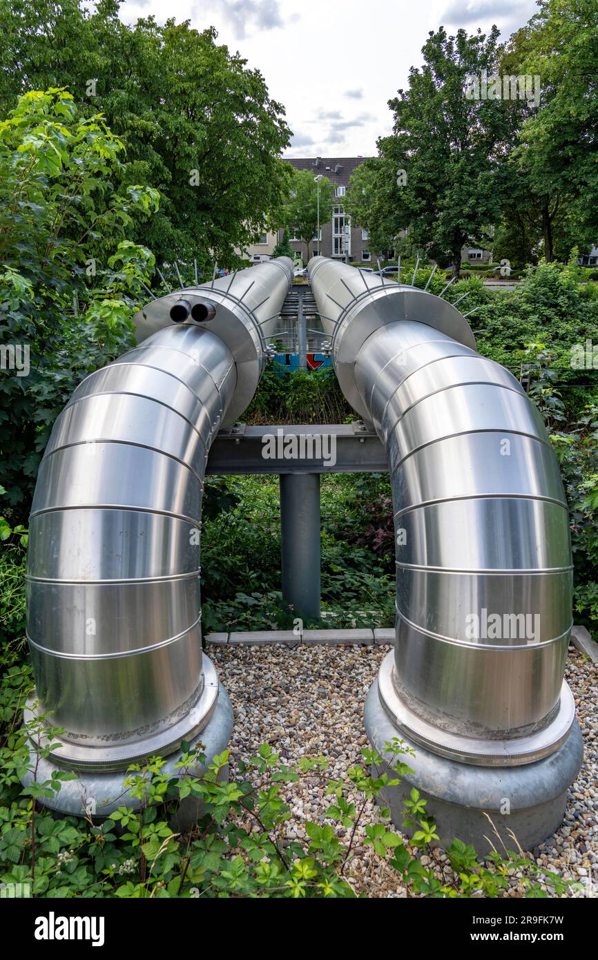 New district heating pipeline of STEAG in Essen, over the railway ...