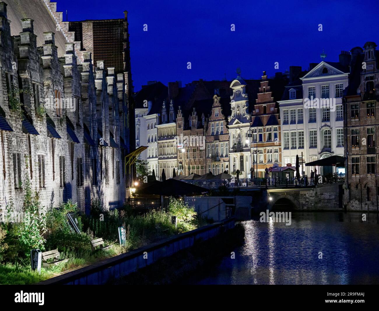 the city of Gent at night Stock Photo - Alamy