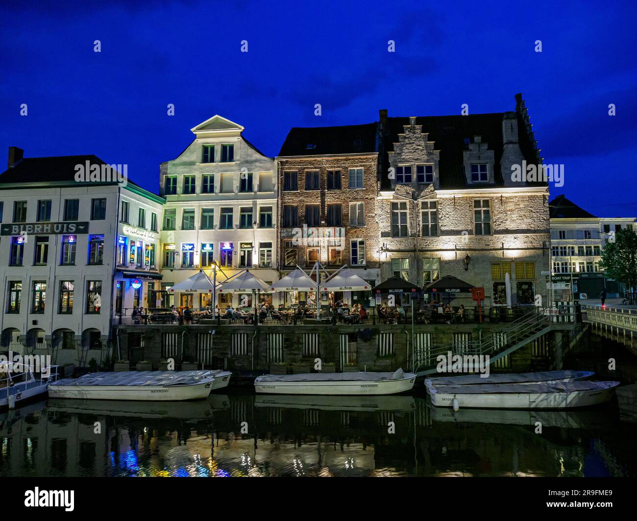 the city of Gent at night Stock Photo - Alamy