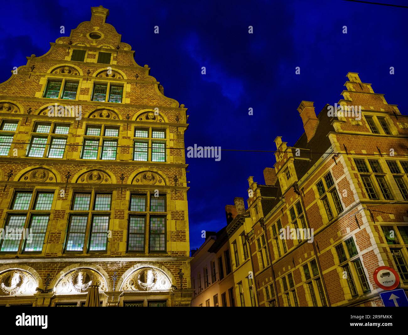 the city of Gent at night Stock Photo - Alamy