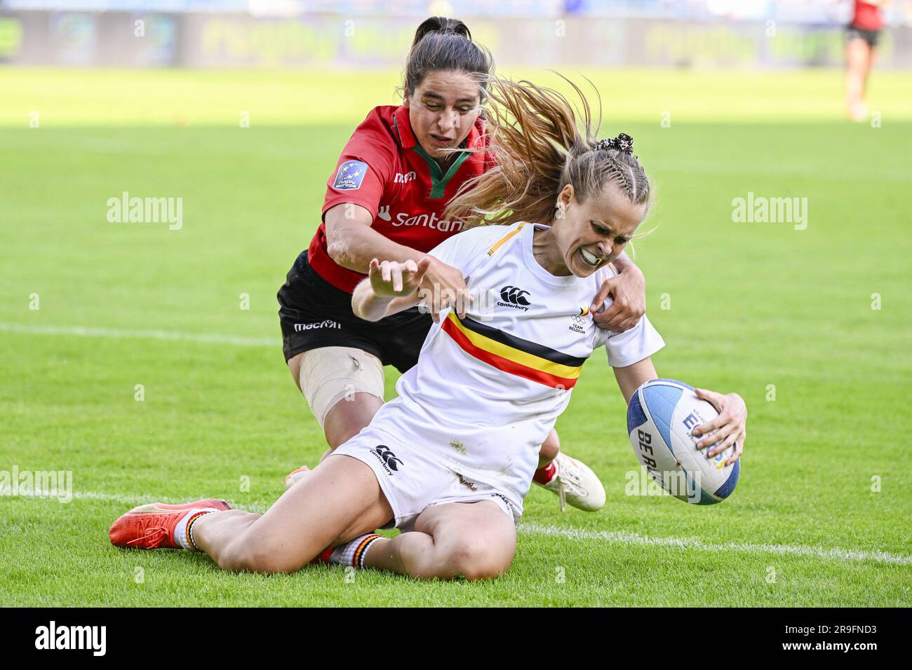 Poland rugby sevens hi-res stock photography and images - Alamy