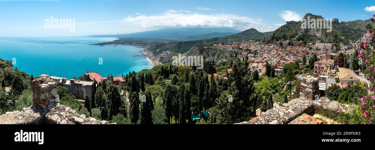Beautiful beach taormina village hi-res stock photography and images ...