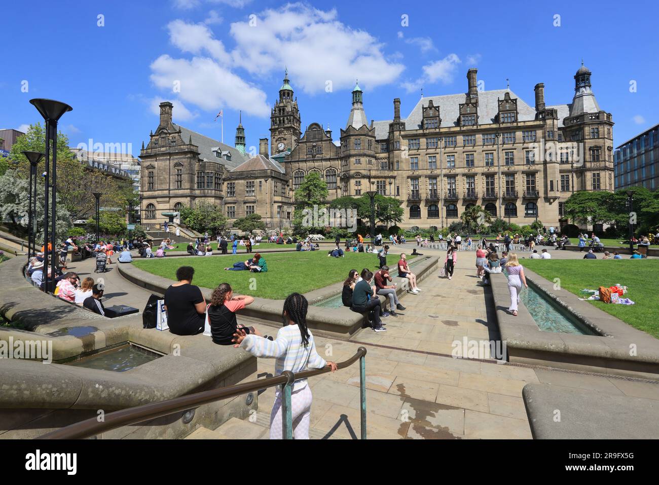 The Peace Gardens in front of Gothic town hall, in centre Sheffield ...