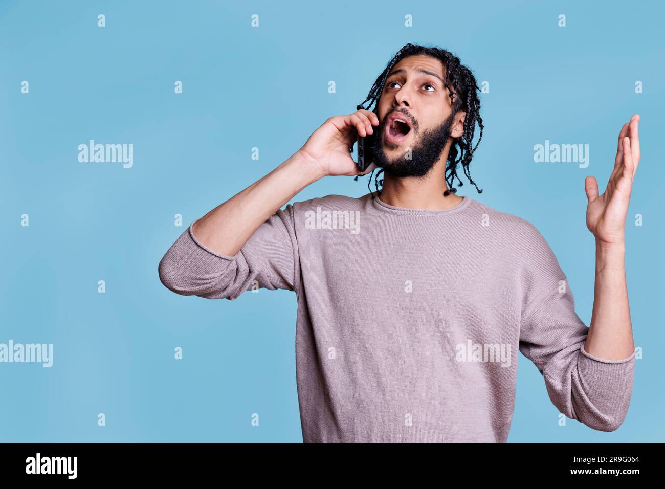 Talking loudly on mobile phone hi-res stock photography and images - Alamy