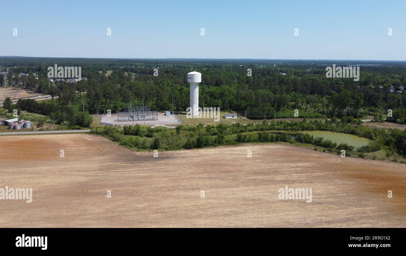 Drone water tower hi-res stock photography and images - Alamy