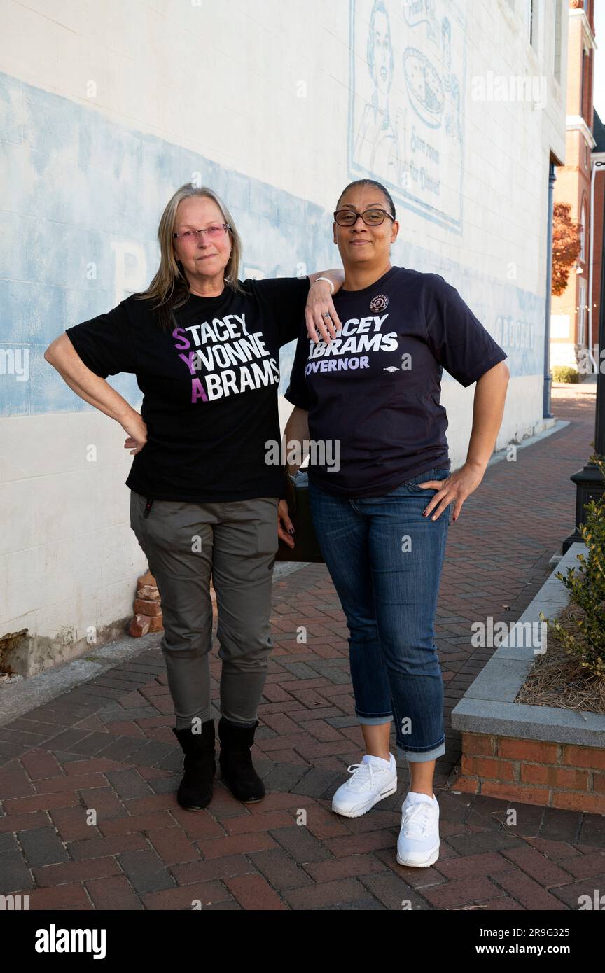 Dallas, Georgia, USA. 23rd Oct, 2022. Cynthia Policard and Eugenia ...