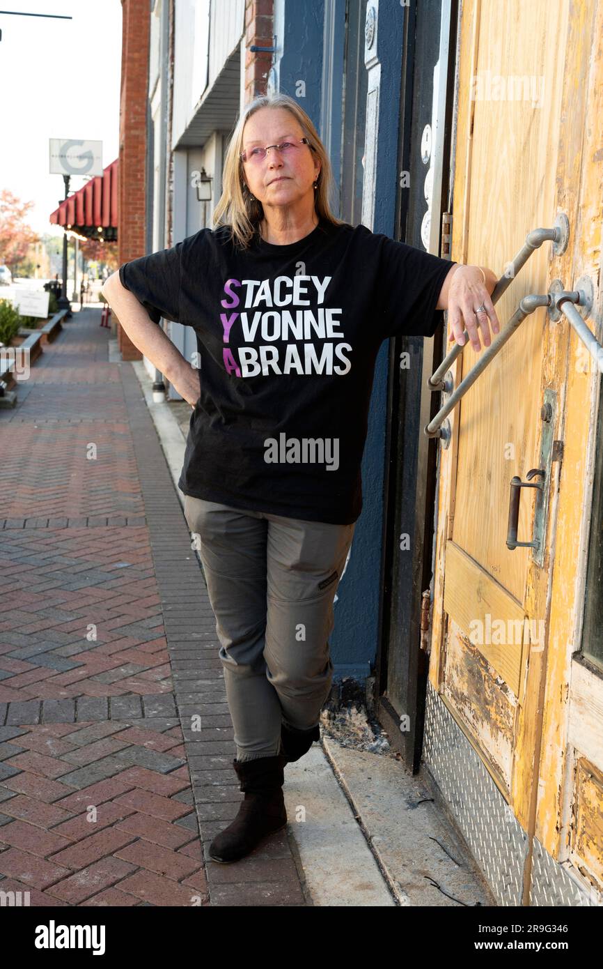 Dallas, Georgia, USA. 23rd Oct, 2022. Euginia Pabich is a strong ...