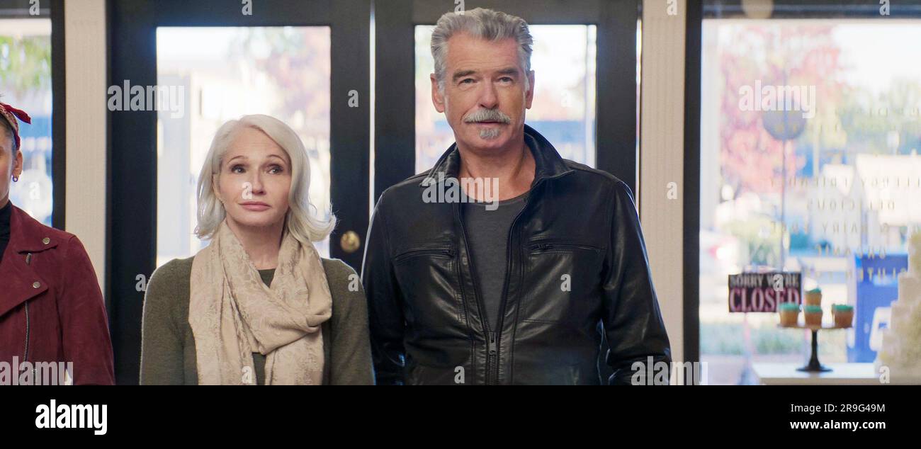 THE OUT-LAWS, from left: Ellen Barkin, Pierce Brosnan, 2023. © Netflix ...
