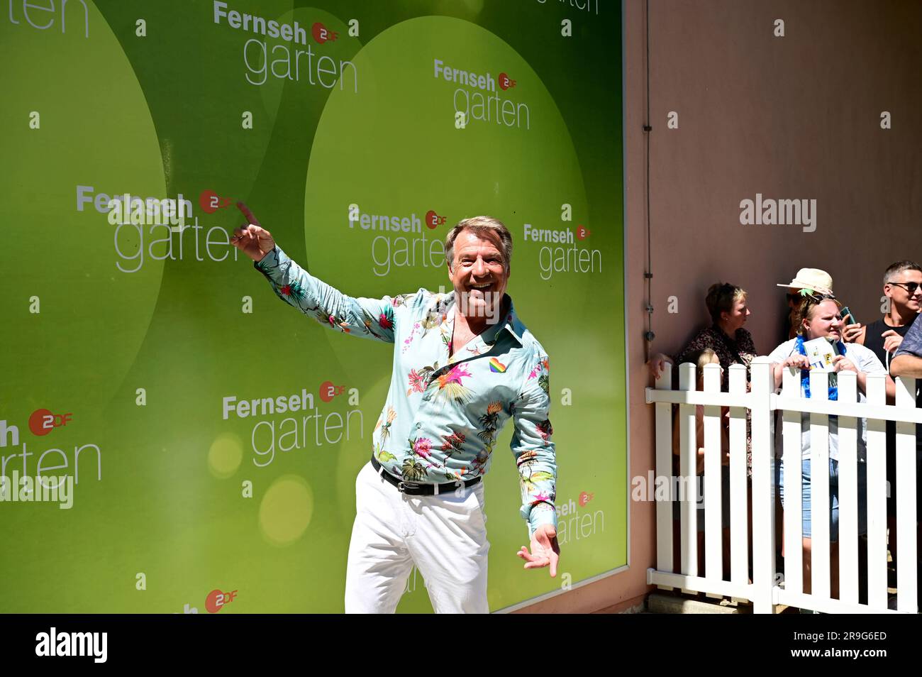 Patrick Lindner bei einem Auftritt in der TV-Show ZDF-Fernsehgarten im ...