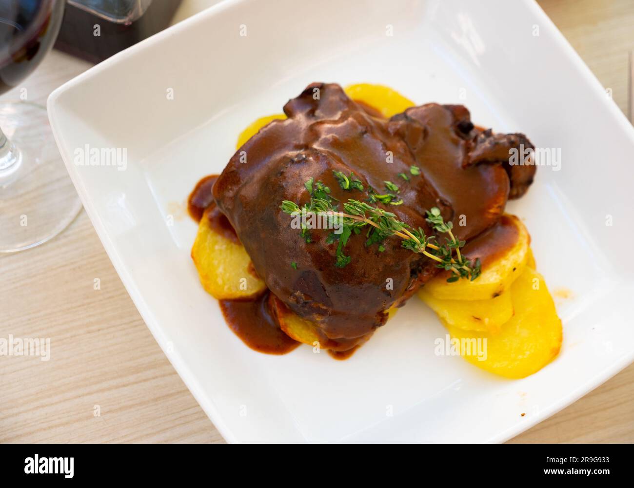 Spanish dish galtas al chocolate, pork cheeks in dark chocolate Stock ...