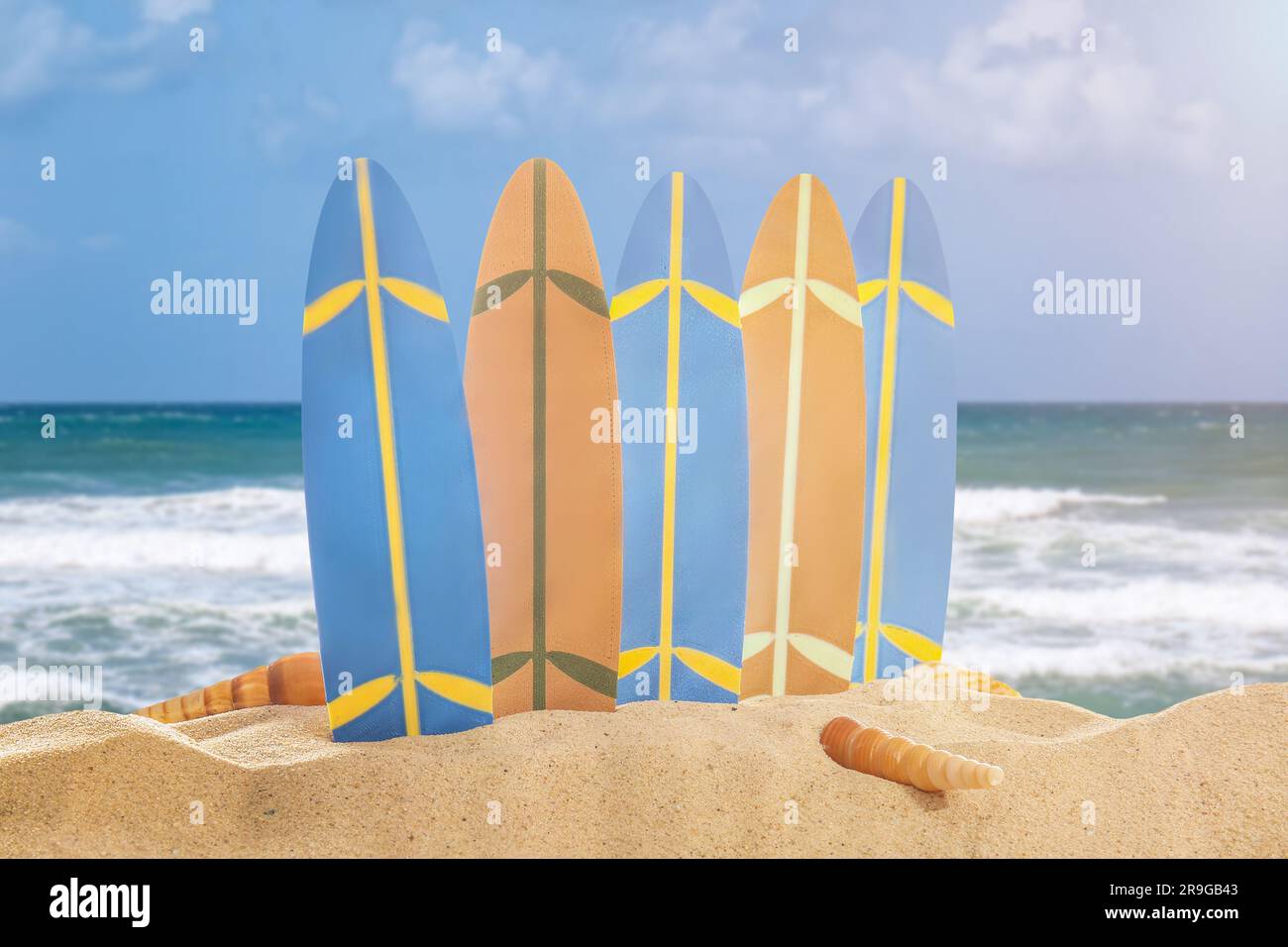 Small surfboard hawaii hi-res stock photography and images - Alamy