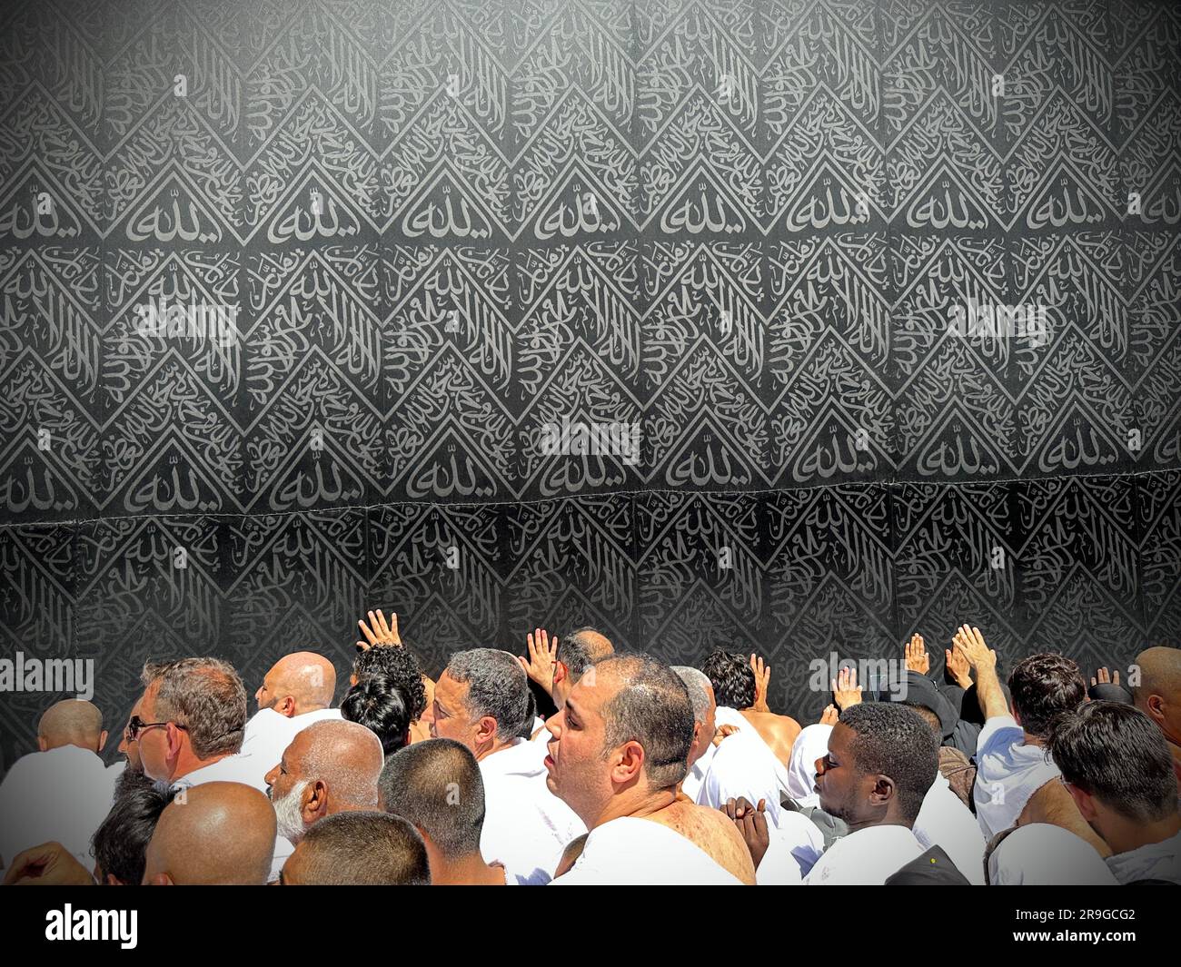 Mecca Saudi Arabia - Mar 17 2023: Crowded people in Al Kaaba in Al ...