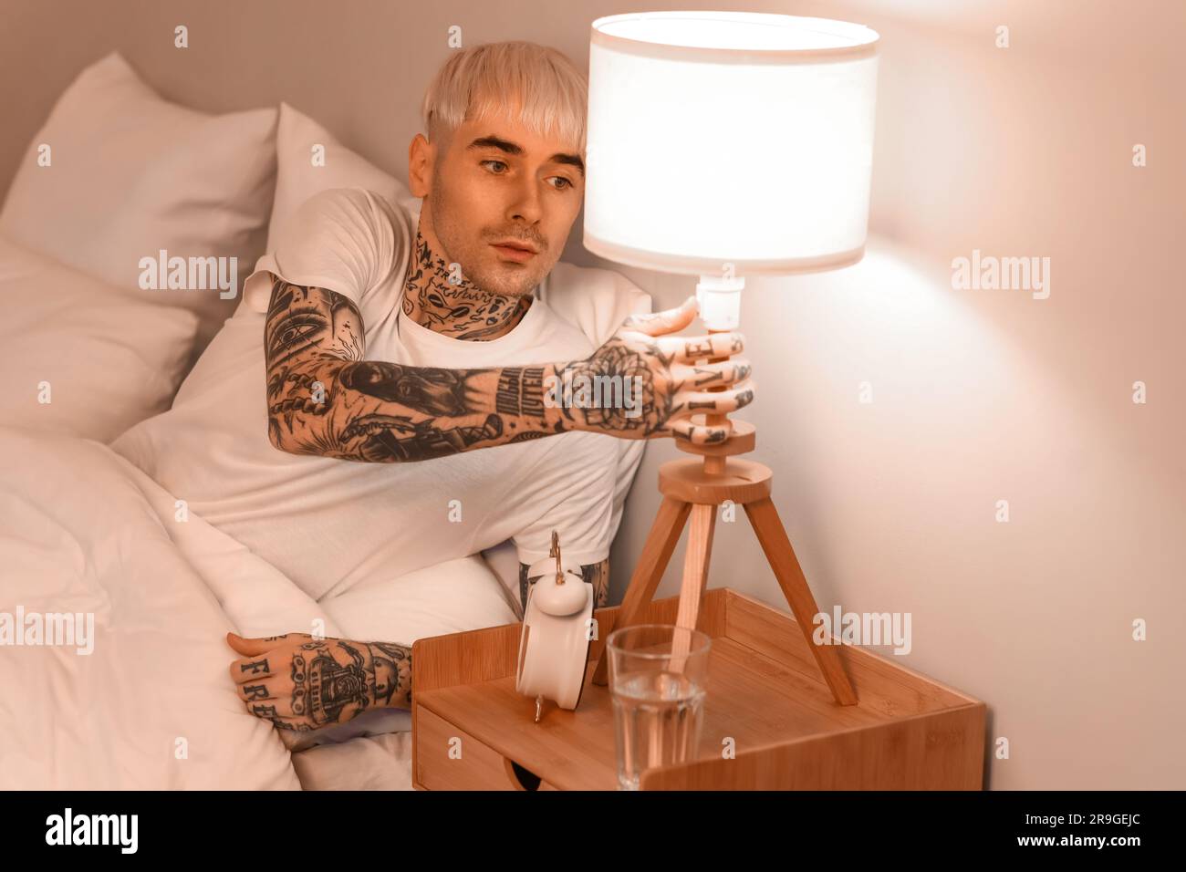 Turning off lamp hi-res stock photography and images - Alamy