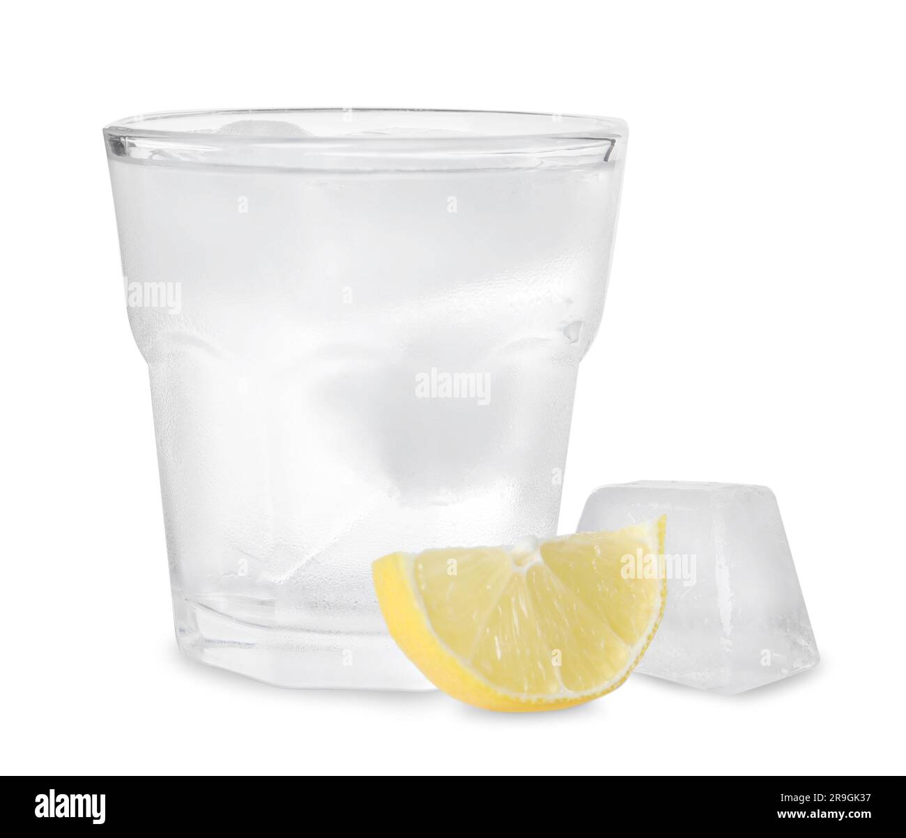 Vodka and ice hi-res stock photography and images - Alamy