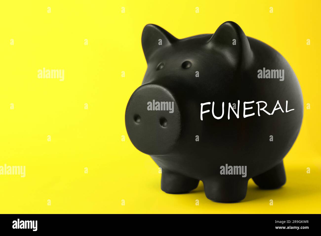 Burial expenses hi-res stock photography and images - Alamy