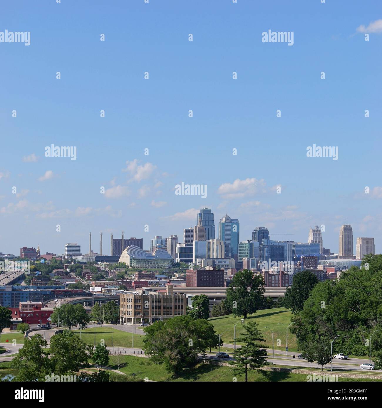Kansas City Missouri Skyline From Penn Valley Park Stock Photo - Alamy