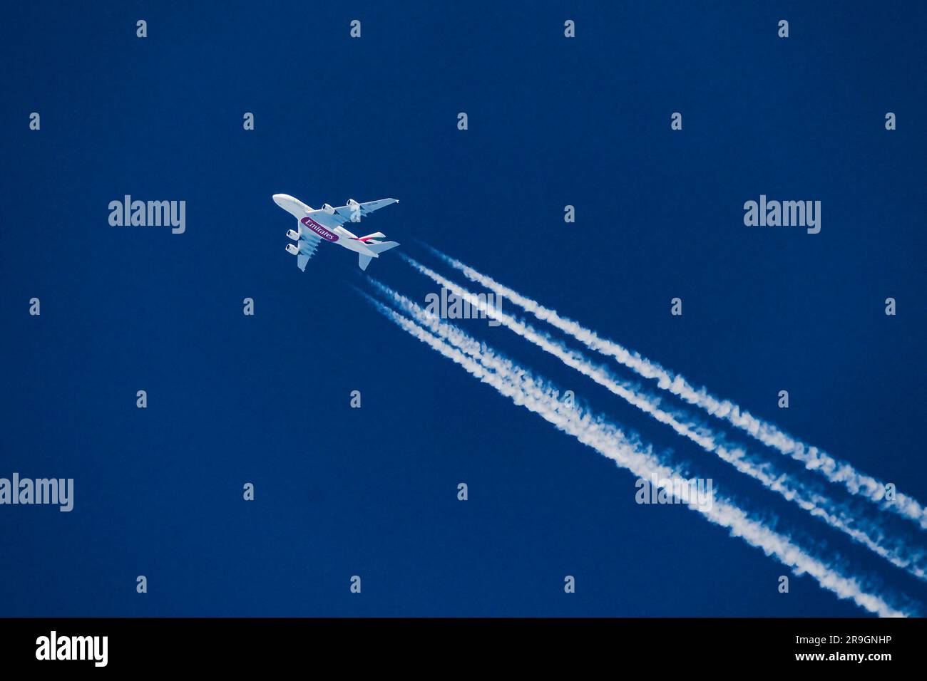 000 feet up aircraft aviation flying flight airplane aviation hi-res ...