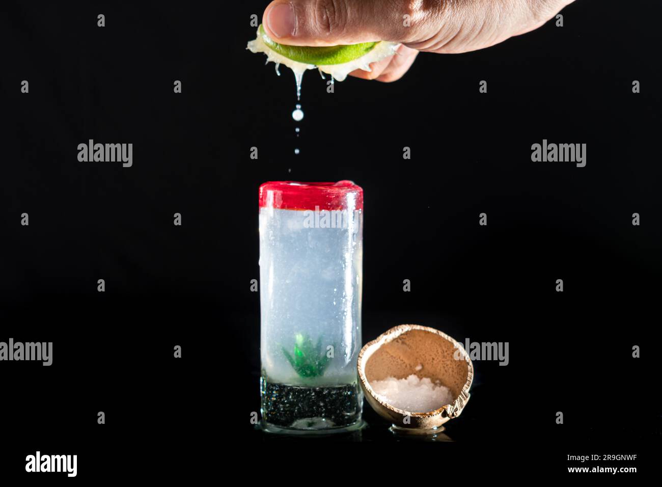 Close up shot hand squeezes hi-res stock photography and images - Alamy