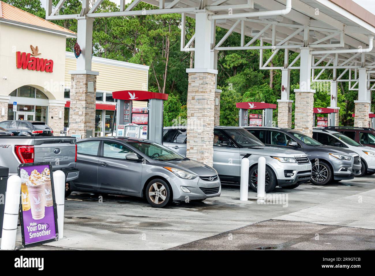 Wawa gas petrol station pump hi-res stock photography and images - Alamy