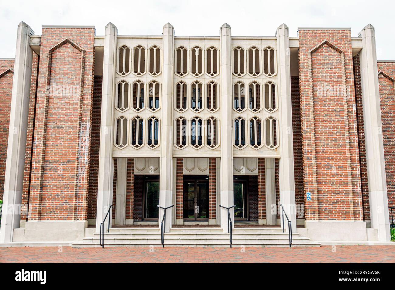 Stetson hall business science education hi-res stock photography and ...
