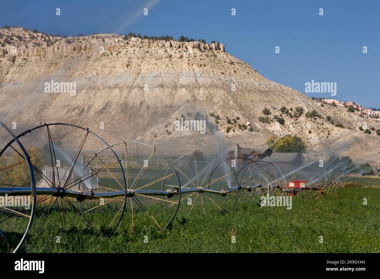 Irrigation field utah hi-res stock photography and images - Alamy