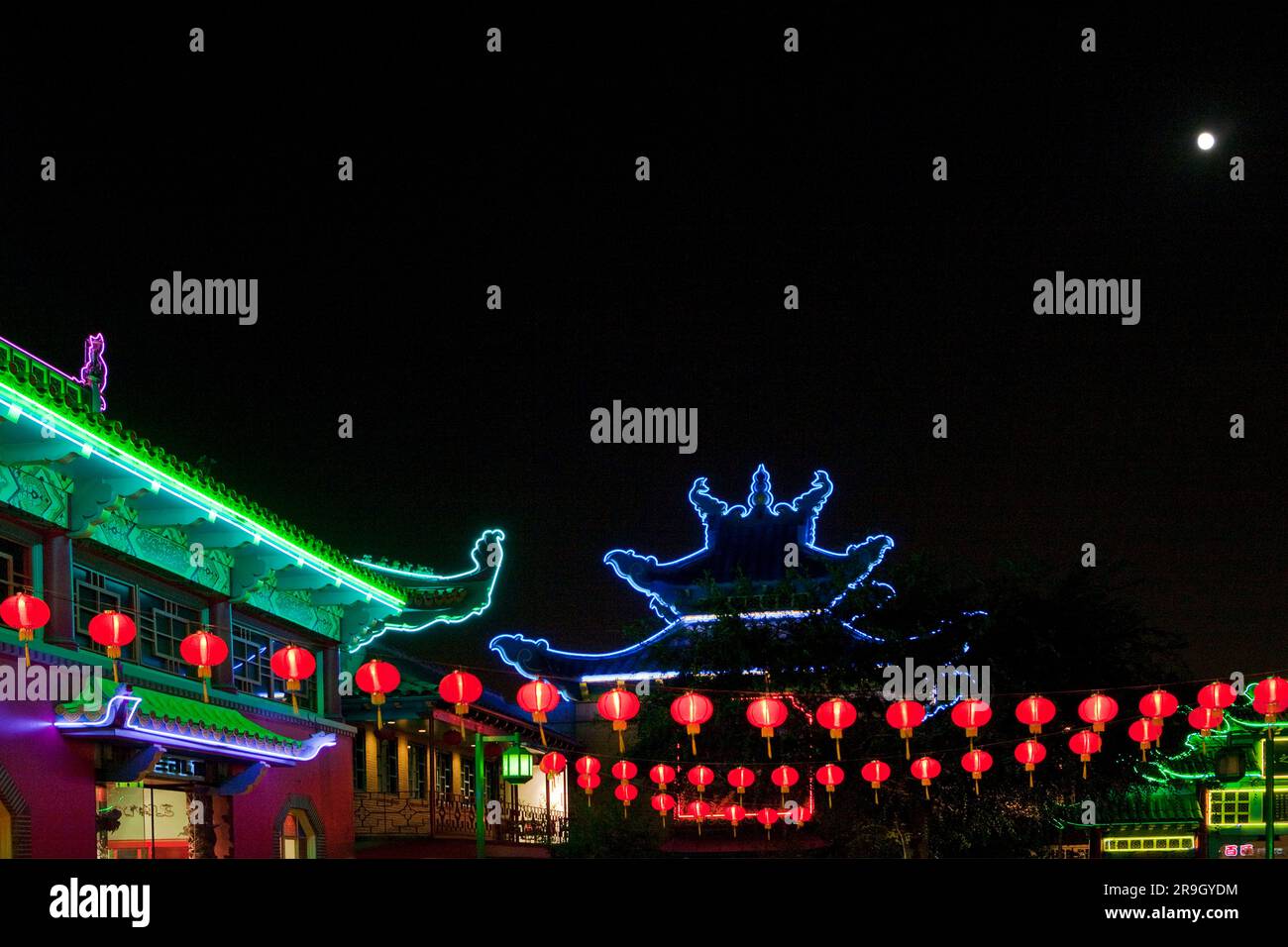 Los angeles chinatown neon hi-res stock photography and images - Alamy
